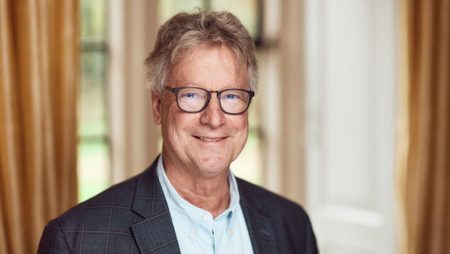 OII | Professor William H. Dutton