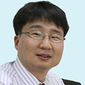 OII | Dr Han Woo Park